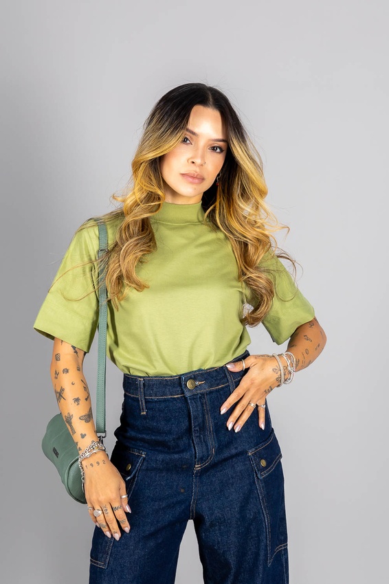 Tshirteria - Tshirt Gola Alta Verde Cardamom